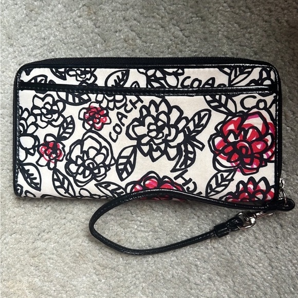Coach | Bags | Limited Edition Coach Poppy Graffiti Wallet Nwt | Poshmark